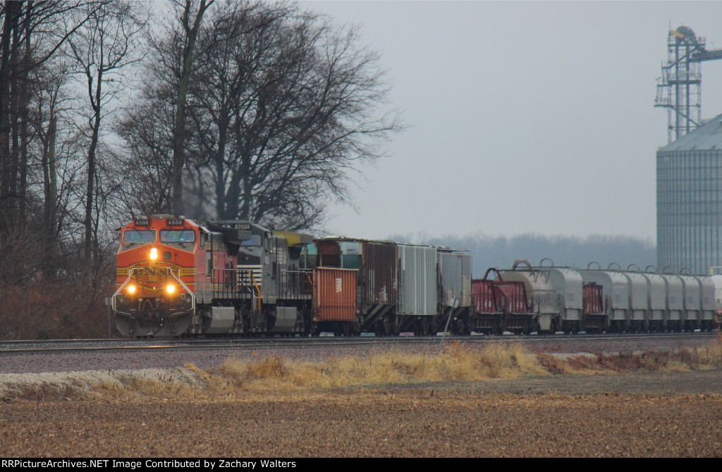 BNSF 4586 NS 9201